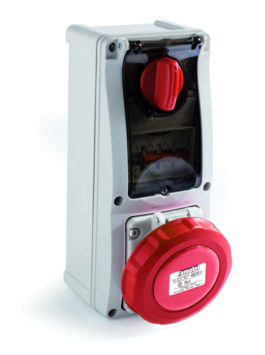 Famatel Base 3P+T 63A IP67 interblocante de superficie con ...